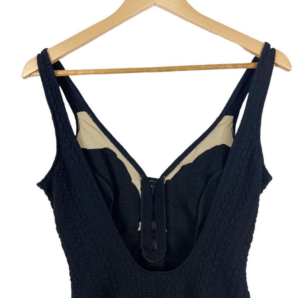 Vintage Mainstream Textured One Piece Black Swimsuit … - Gem